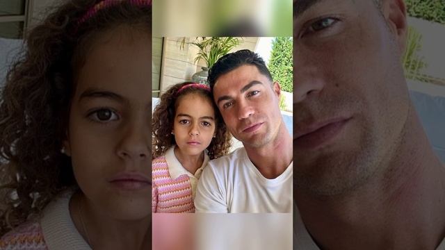 ✔️Криштиану Роналду ждет "щелчка", чтобы жениться на родившей ему двоих детей Джорджине Родригес