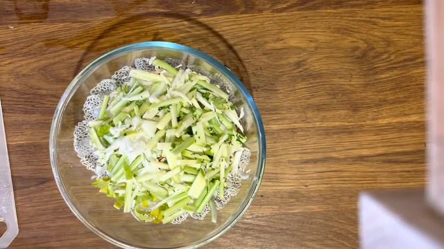 КЕТО ПОЛЕЗНЫЙ САЛАТ ОВОЩНОЙ #безуглеводов #кеторецепт #салатполезный #салатовощной #нуп #пп