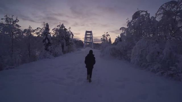 ЖИЗНЬ В ЯКУТСКЕ! - САМЫЙ ХОЛОДНЫЙ И ЗАМЕРЗАЮЩИЙ ГОРОД В МИРЕ! ПОПЫТКА ВЫЖИТЬ ПРИ