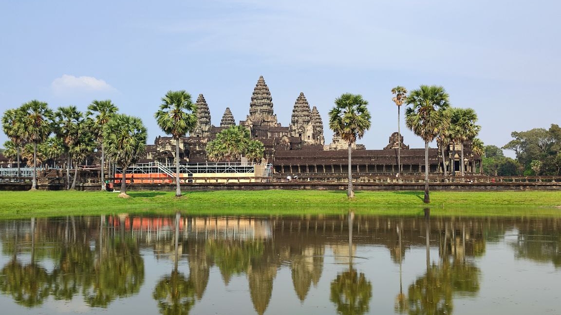 7. Жара в Камбодже Анкор Храмы и шоу 27.03.2025