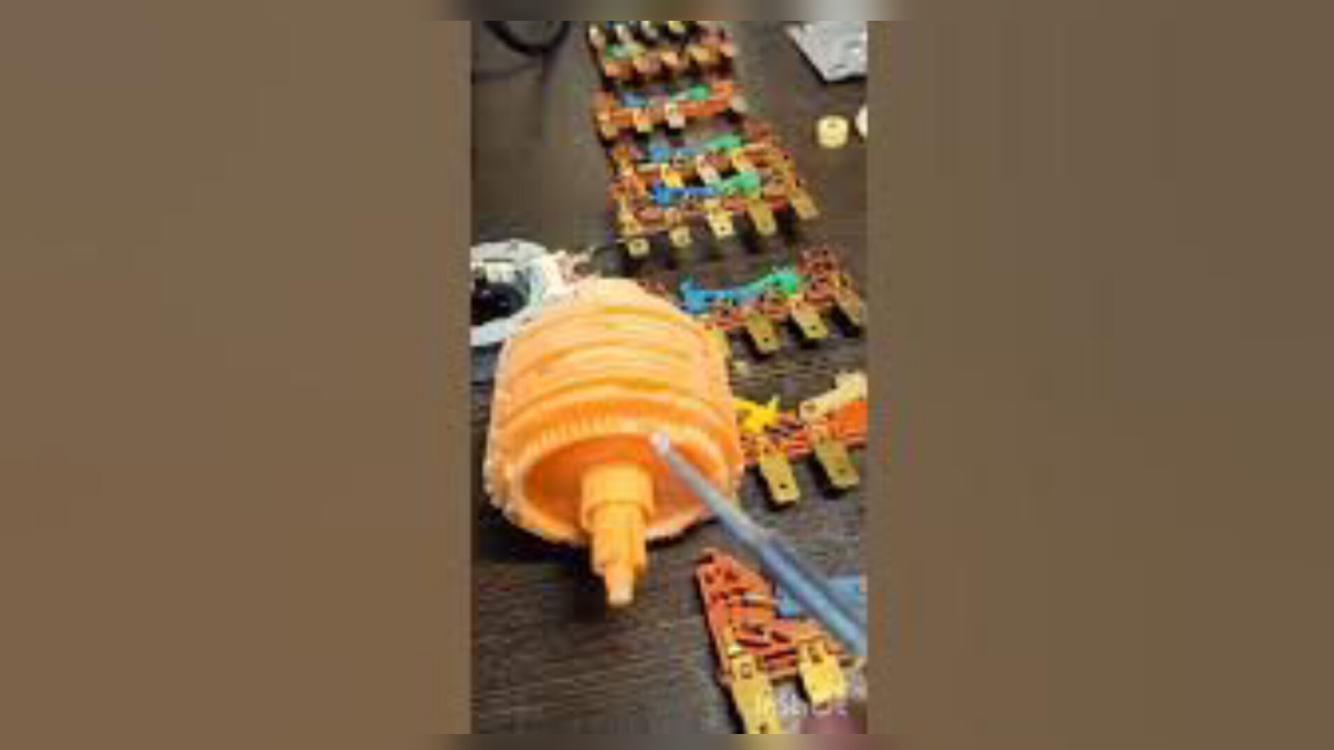 Стиральная машина Indesit WGS636TX встаёт во время работы