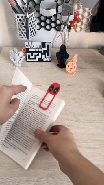 ссылки в_комменте_описании_Закладка для книги Дэдпул (Deadpool)