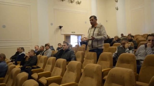 Реплика с места на собрании пчеловодов Тюменской области