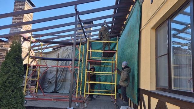 Строительство навеса над террасой.