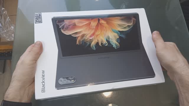 Распаковка Blackview Mega 8 - экран 13', аккумулятор 11000мАч