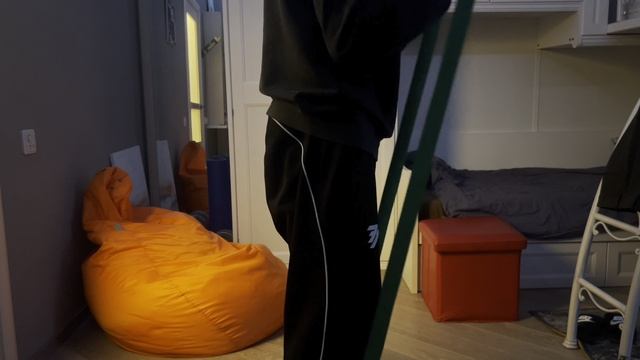 С инвентарём, без подготовки. Бицепс