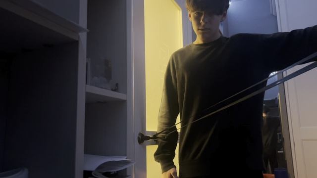 С инвентарём, без подготовки. Махи с резинками