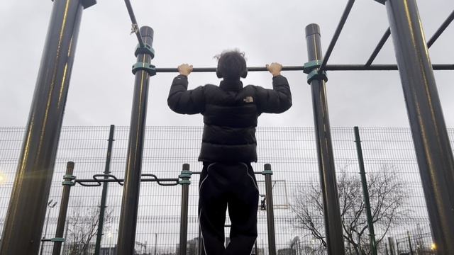 Без инвентаря, с подготовкой. Подтягивания