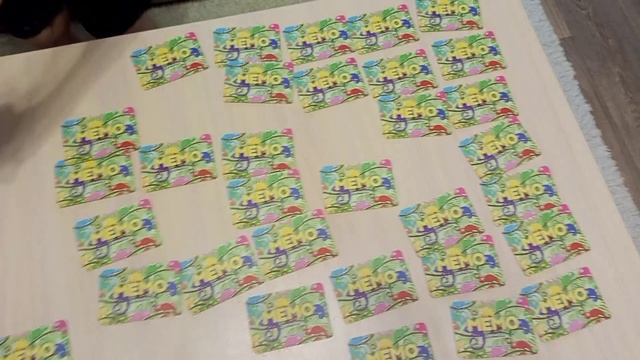 Играем в мемо Джунгли. Всем понравилось😊, единственный минус-нет брошюры с названием животных😔