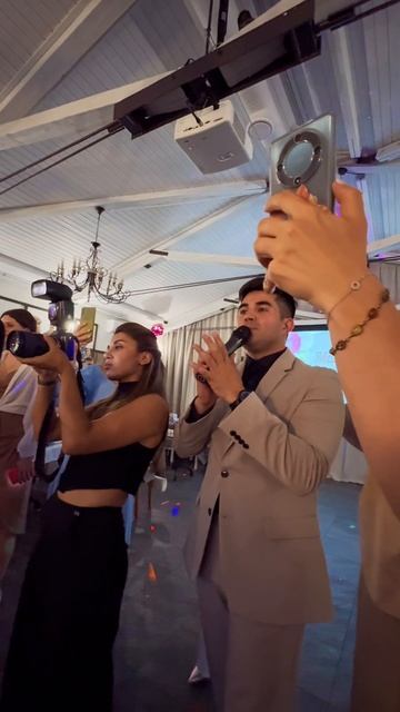 Вечер свадьбы. 
Ведущий Роман Ярмухаметов