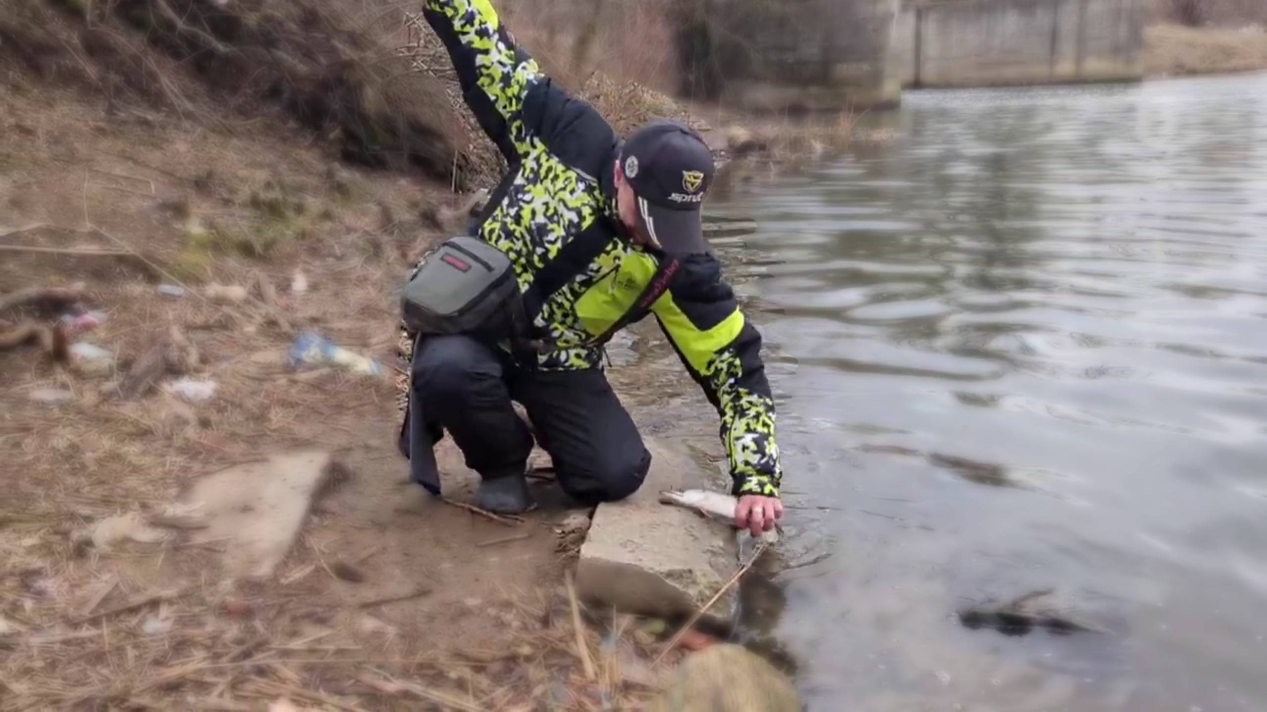 Река Сходня.