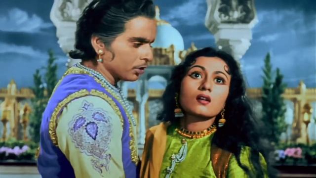 Великий Могол Мадхубала и Дилип Кумар (бывший возлюбленный Мадхубалы)клип