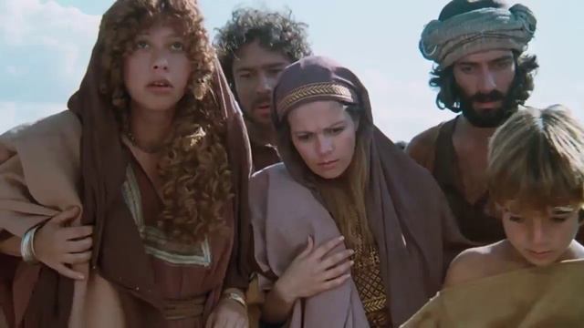 03 Гайсә 5000 кеше ашата.