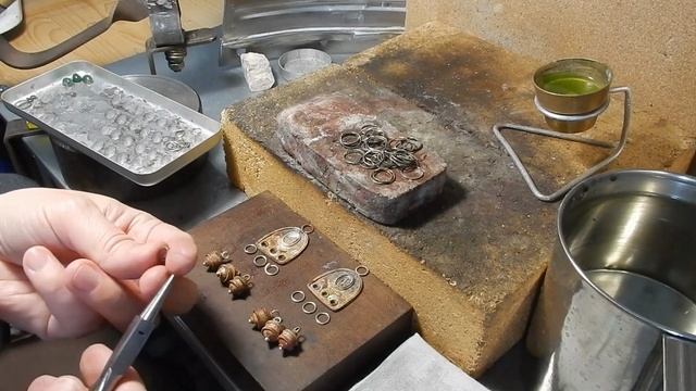 Реконструкция шумящих подвесок погребение 31, могильник Сайгатинский III. Сваткова Н.Г