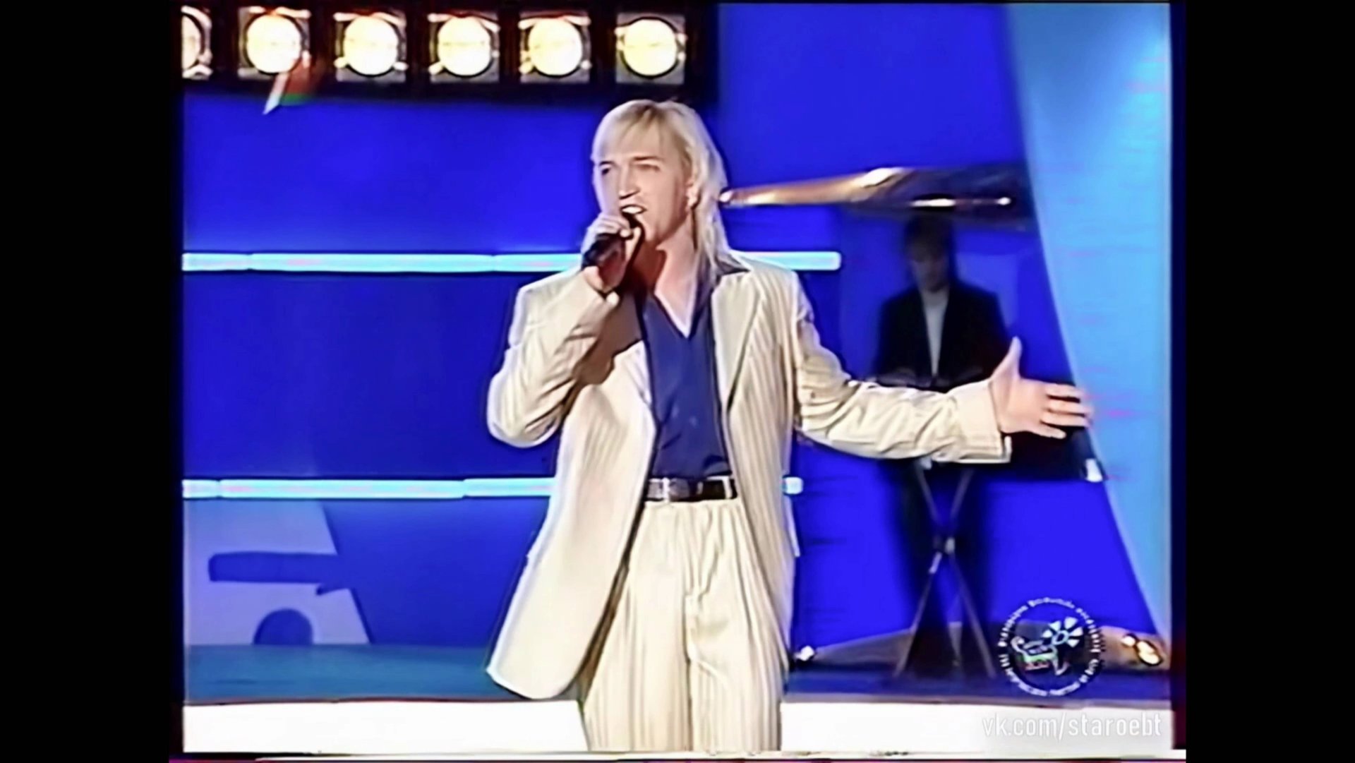 Пётр Елфимов - На крыльях лета (открытие СБ в Витебске, 2007 г.)