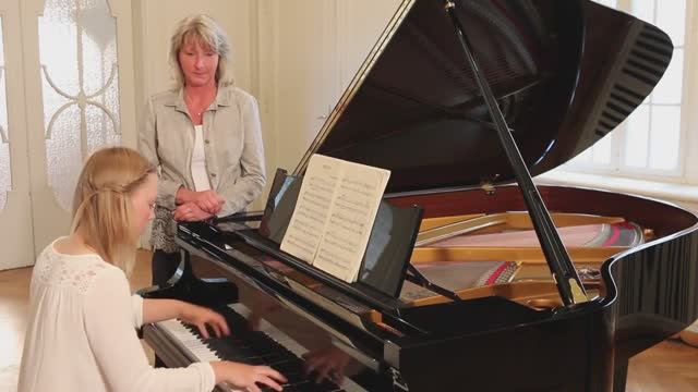 August Förster - Презентация фабрики роялей и пианино Аугуст Фёрстер