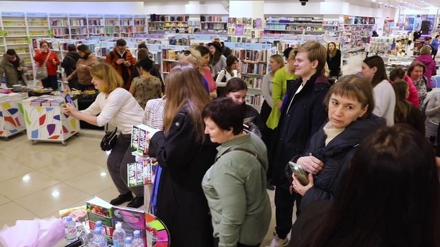 «Счастье. Сделано вручную»