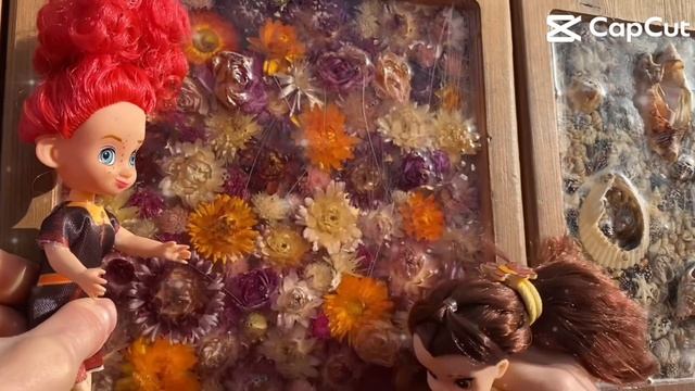 Нина и принцессы на прогулке