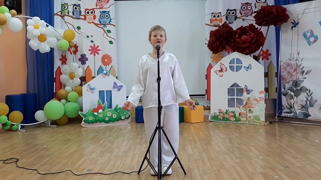 Виктор Дитятьев - Д.Тухманов/А.Поперечный "Аист на крыше" - Серов