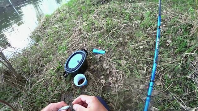 ✅📥 Видео с Ютюб. Рыбалка на поплавок. Рыба Сорога. Вода на реке большая.