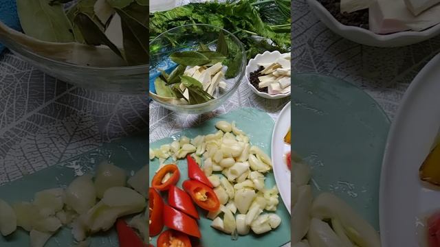 Помидорки 🍅 квашенные.Ну очень вкусные.