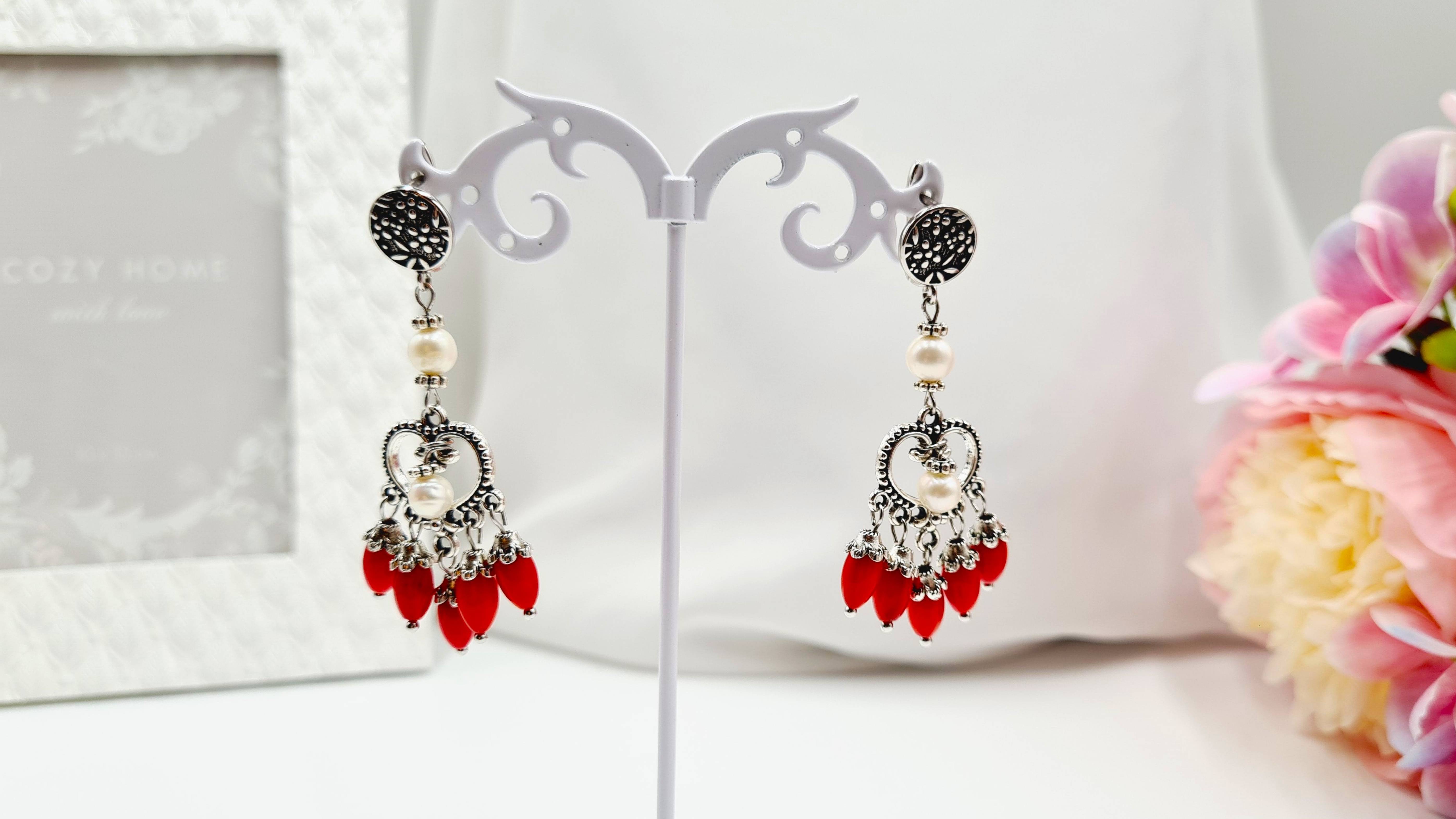 Серьги из жемчуга и кораллов своими руками.