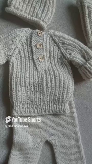 Костюмчик для новорожденных девочек и мальчиков.