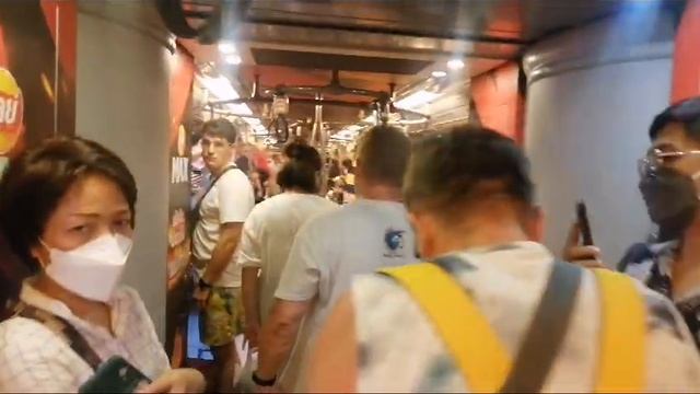 г. Бангкок. В метро