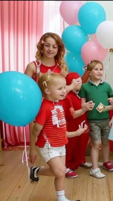 Детская песня Праздник  Веселья. Игорь Пиксайкин.