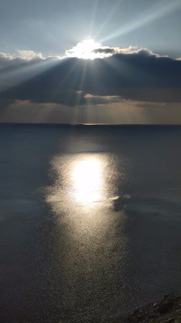 Музыка Света на глади морской.