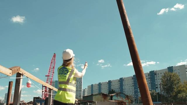 Обзор гусеничного крана SANY SCC2500A для грузов до 250 тонн - надежная китайская техника от ГК ПСК!