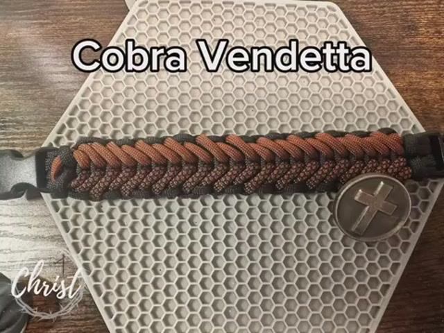 Paracord Cobra Vendetta Bracelet(360P)