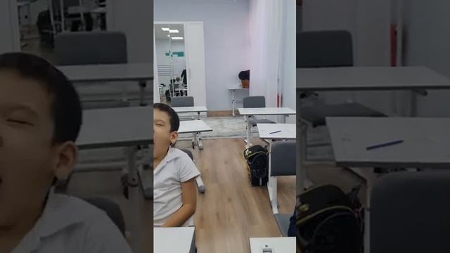 Занятия логопедией в группе. работа над свистящими звуками.