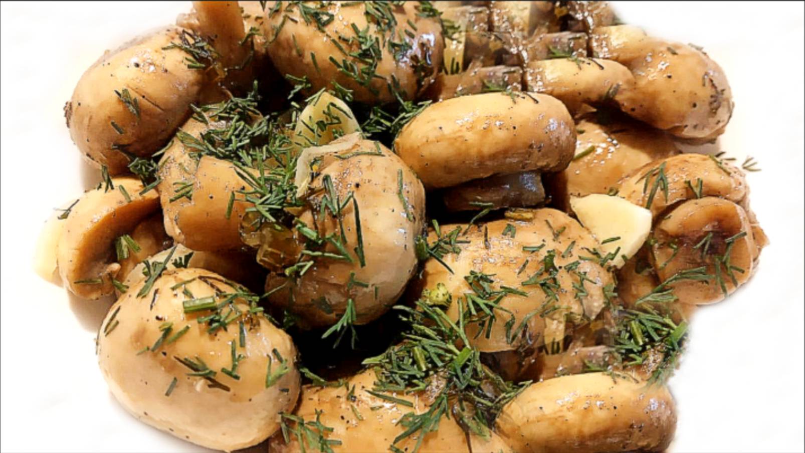 Малосольные шампиньоны! Очень вкусные грибочки!