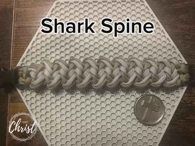Paracord Shark Spine Bracelet(360P)