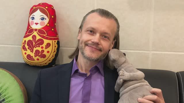 Есть ли бесплатная пожизненная страховка от заикания? Она существует только у Снежко! Урок для заик