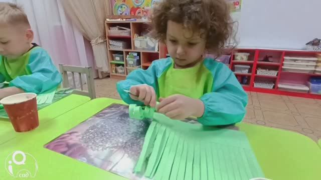 "Весну я маме подарю!" Поделка в iQ-Сад к 8му марта 2025 год.