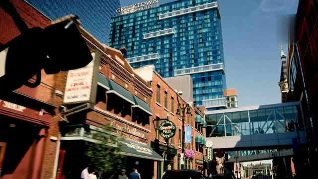 Империя стриптиза 2 серия «Мир глазами Кенни» (документальный сериал, 2014)