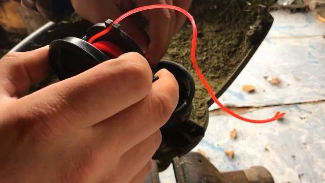 Как намотать леску на триммер