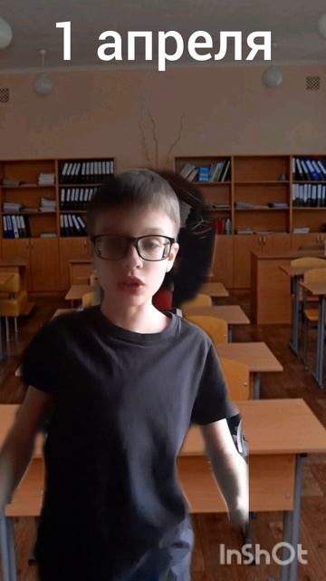 ХАХАХАХ, у вас спины белые!