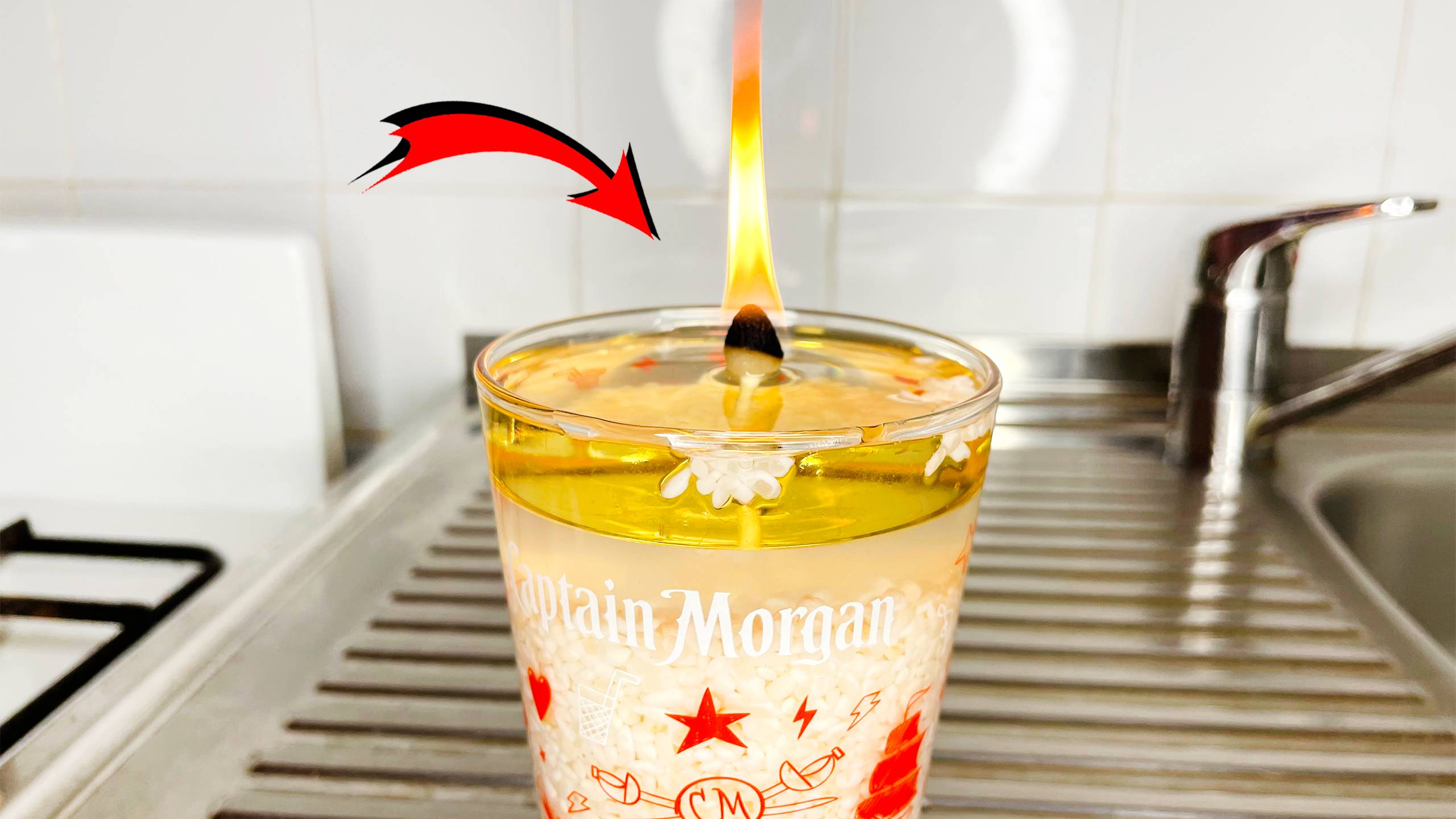 Вставьте ВАТНУЮ ПАЛОЧКУ в РИС и ПОДОЖГИТЕ, РЕЗУЛЬТАТ ВАС УДИВИТ!