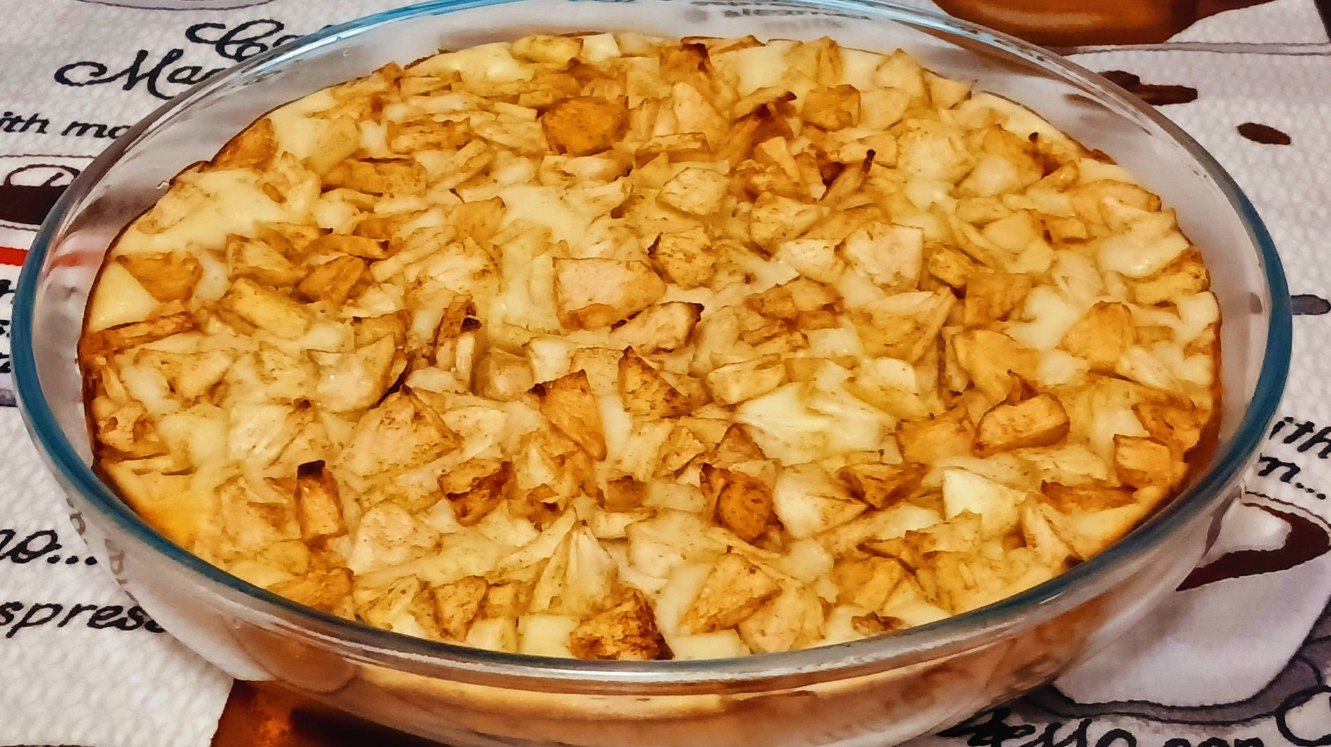 Творожно-яблочный пирог с корицей. Вкуснятина к коффе. Просто быстро и очень вкусно.