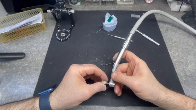 Обработка коннекторов мостовидной конструкции из ZrO2