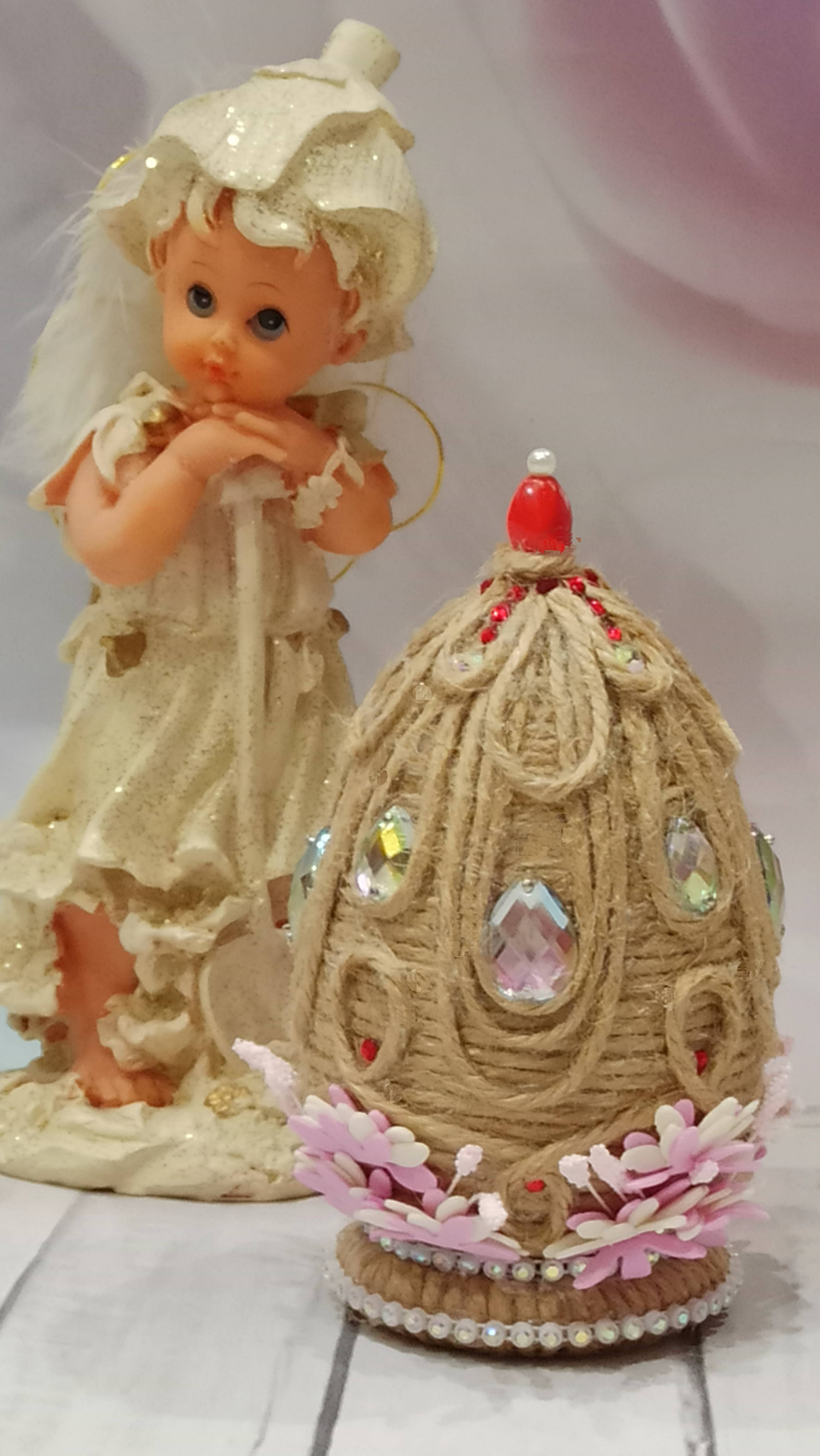 Пасхальное яйцо из джута.