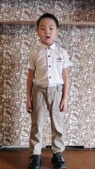 "У весны весёлый старт", Читает: Бальчинов Бальчин, 5 лет