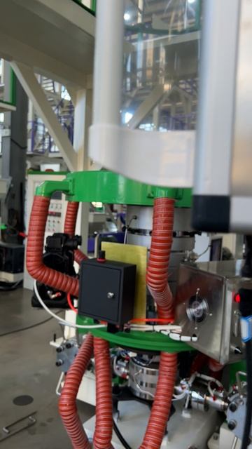 Экструдер для производства пленки SD-55-65-1200 (видео №1 с тестового запуска)