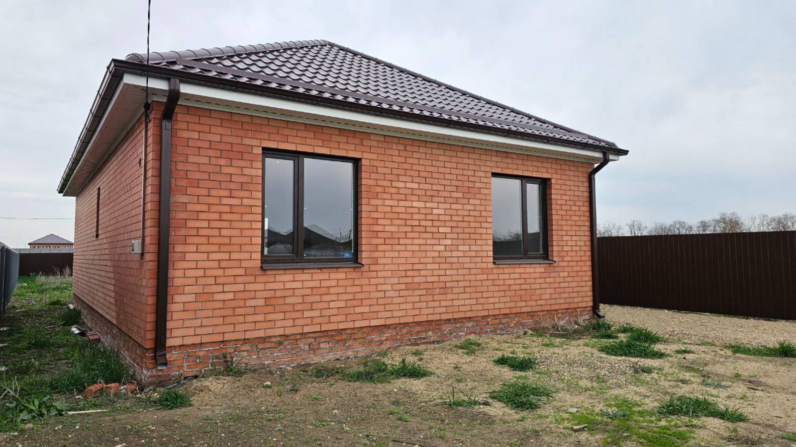 🔥Продается новый кирпичный дом в престижном районе "Ледовый дворец"!🔥