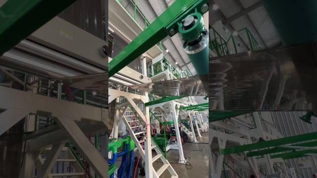 Экструдер для производства пленки SD-HL65-1200 (видео №2 с тестового запуска)