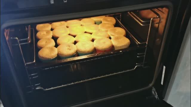 Жизнь в селе. Готовлю вкусные кексы и домашний попкорн! Зимняя прогулка.