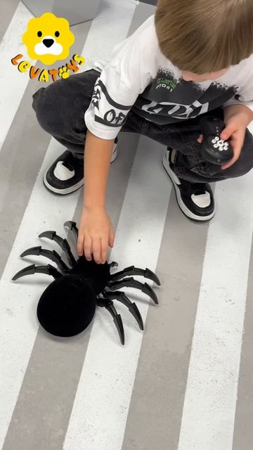 ТМ Levatoys_ Паук на радиоуправлении с безопасным паром (227-964)